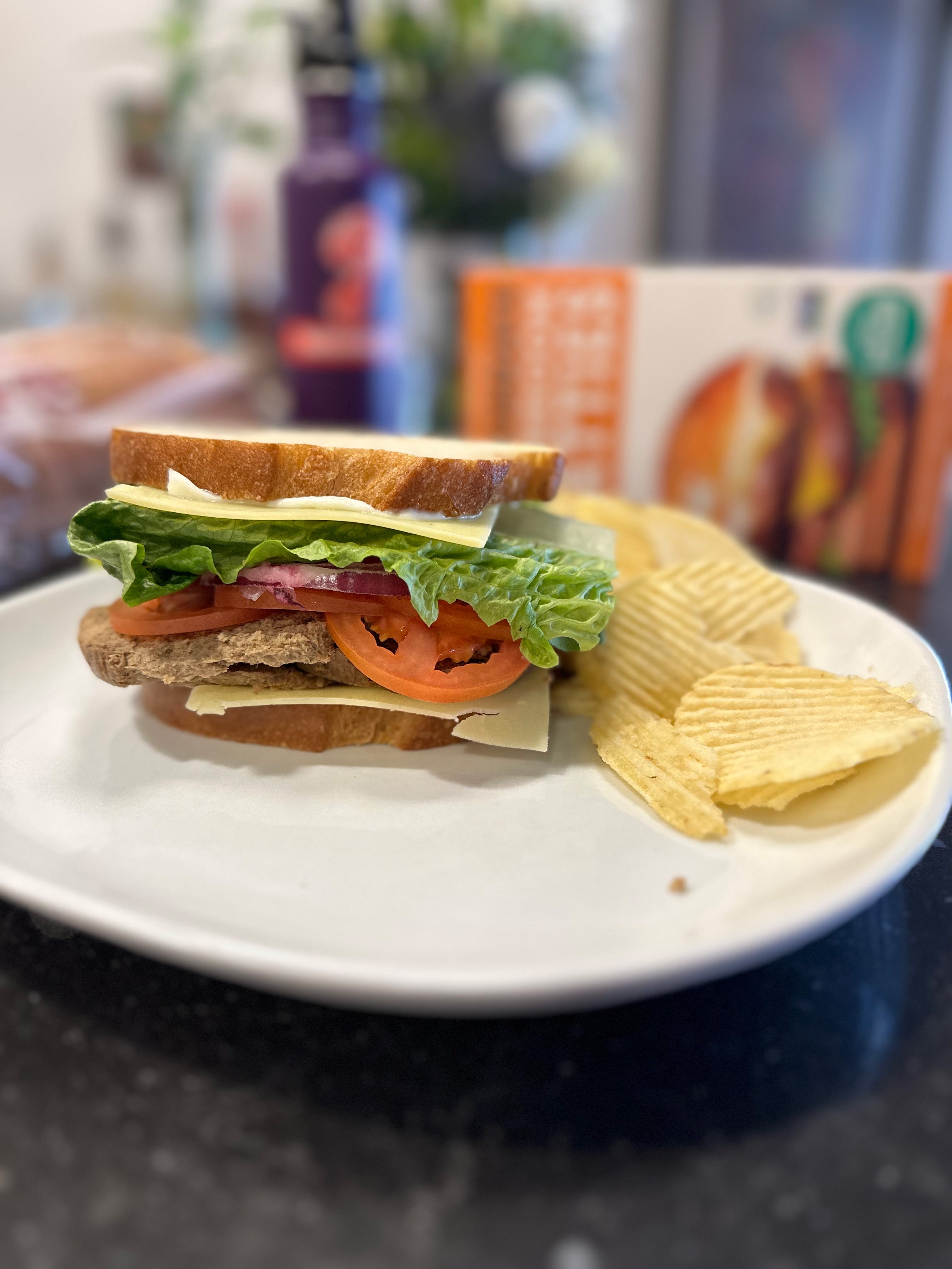 What I ate today, Healthy Plant-Based Deli Sandwich – Shroomeats