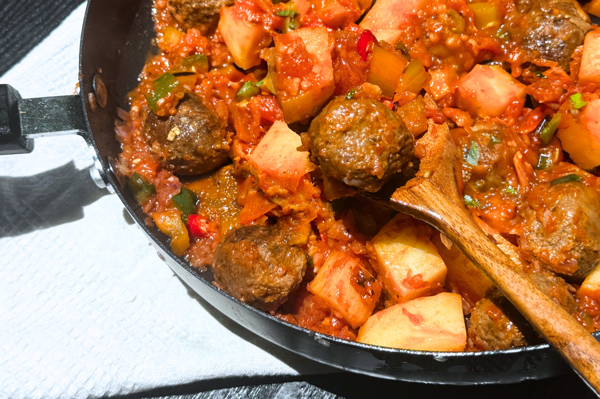 Vegan Meatballs and Potatoes with Mushroom Balls – Shroomeats